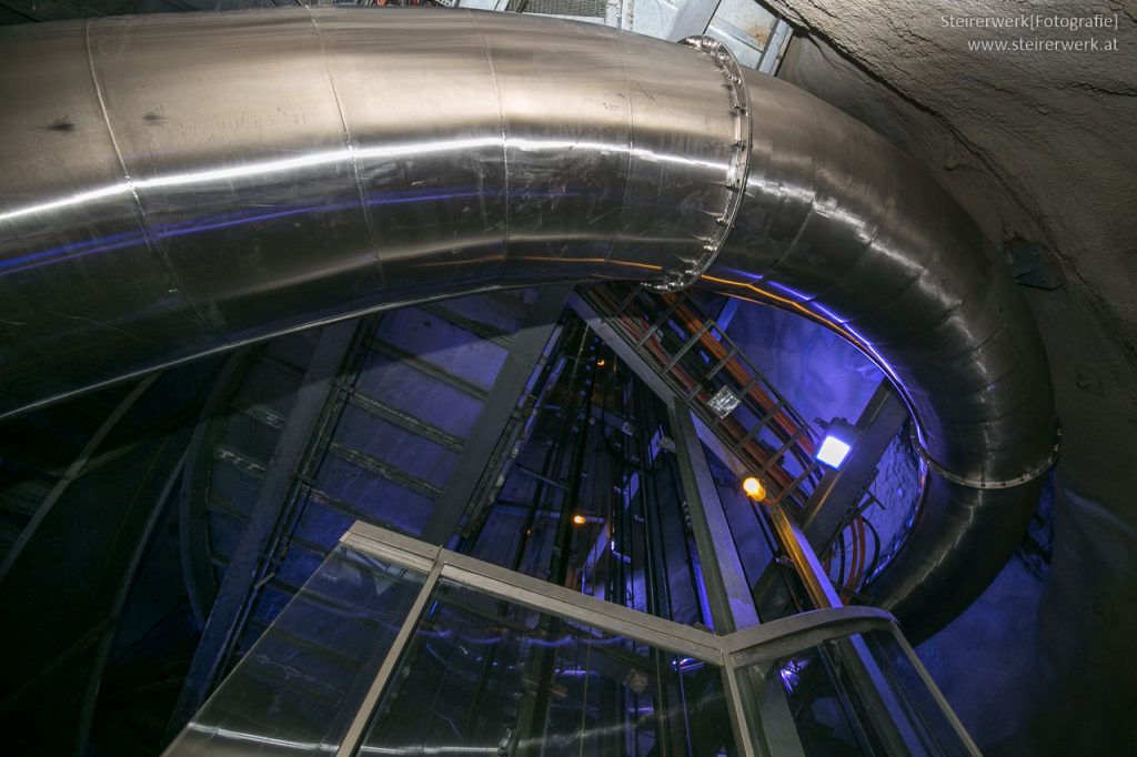 Schlossbergrutsche in Graz - Rasante Fahrt im Schlossbergstollen | Preise